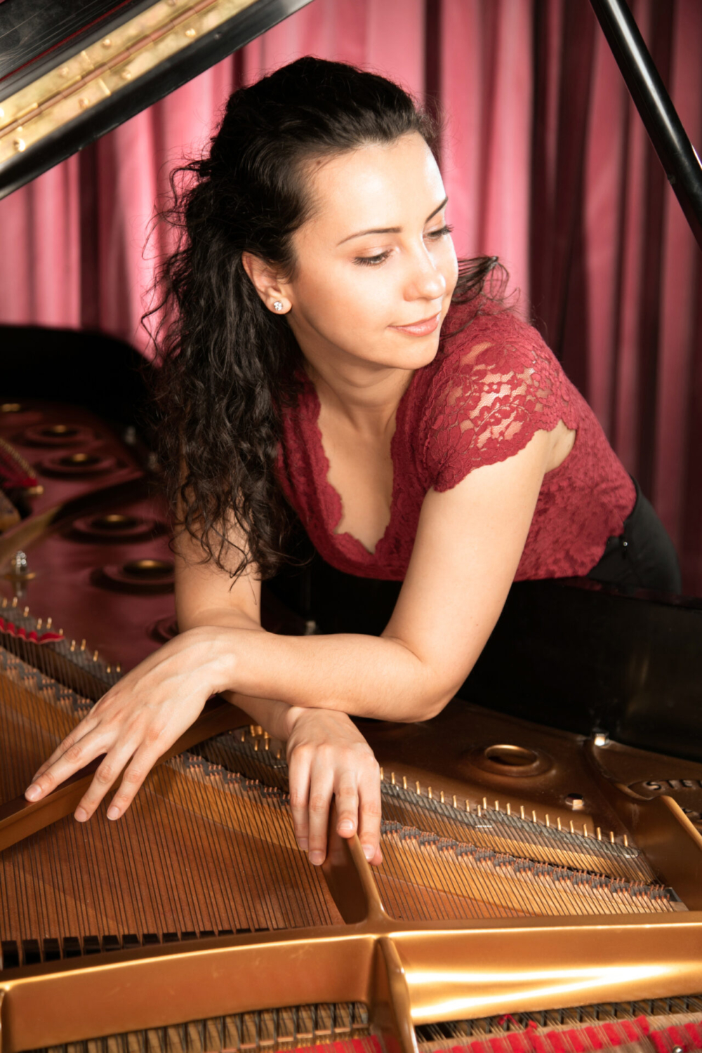 Anna Petrova publica ‘Slavic Heart’, su primer disco en solitario con obras de Scriabin ...